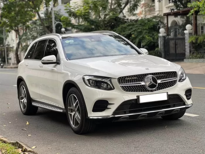 Mercedes Benz GLC300 2020 Màu Trắng Full Option - Trường Hùng Car